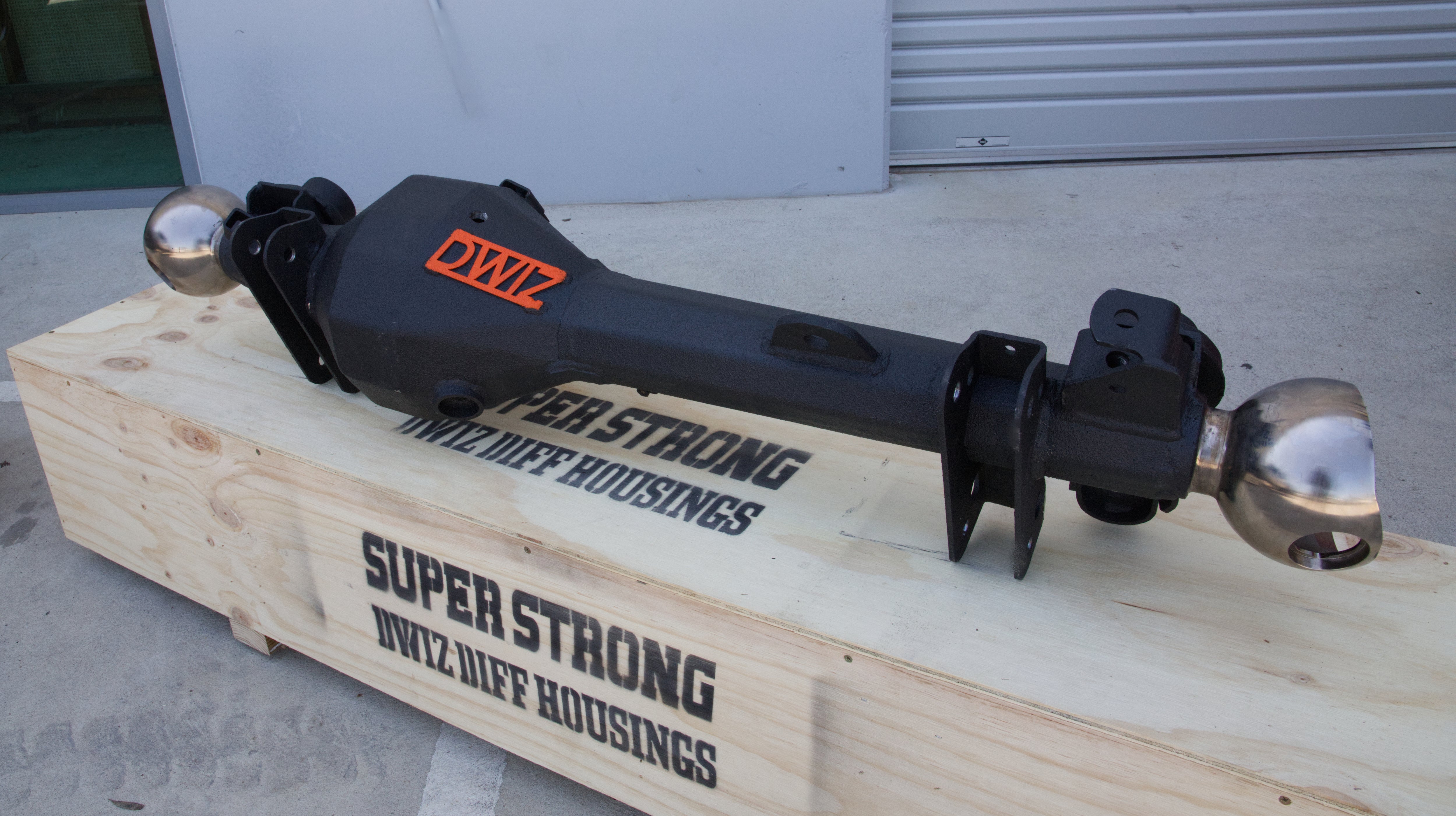 DWIZ Super Strong Front diff housing for Toyota Landcruiser 80/105 ser ...